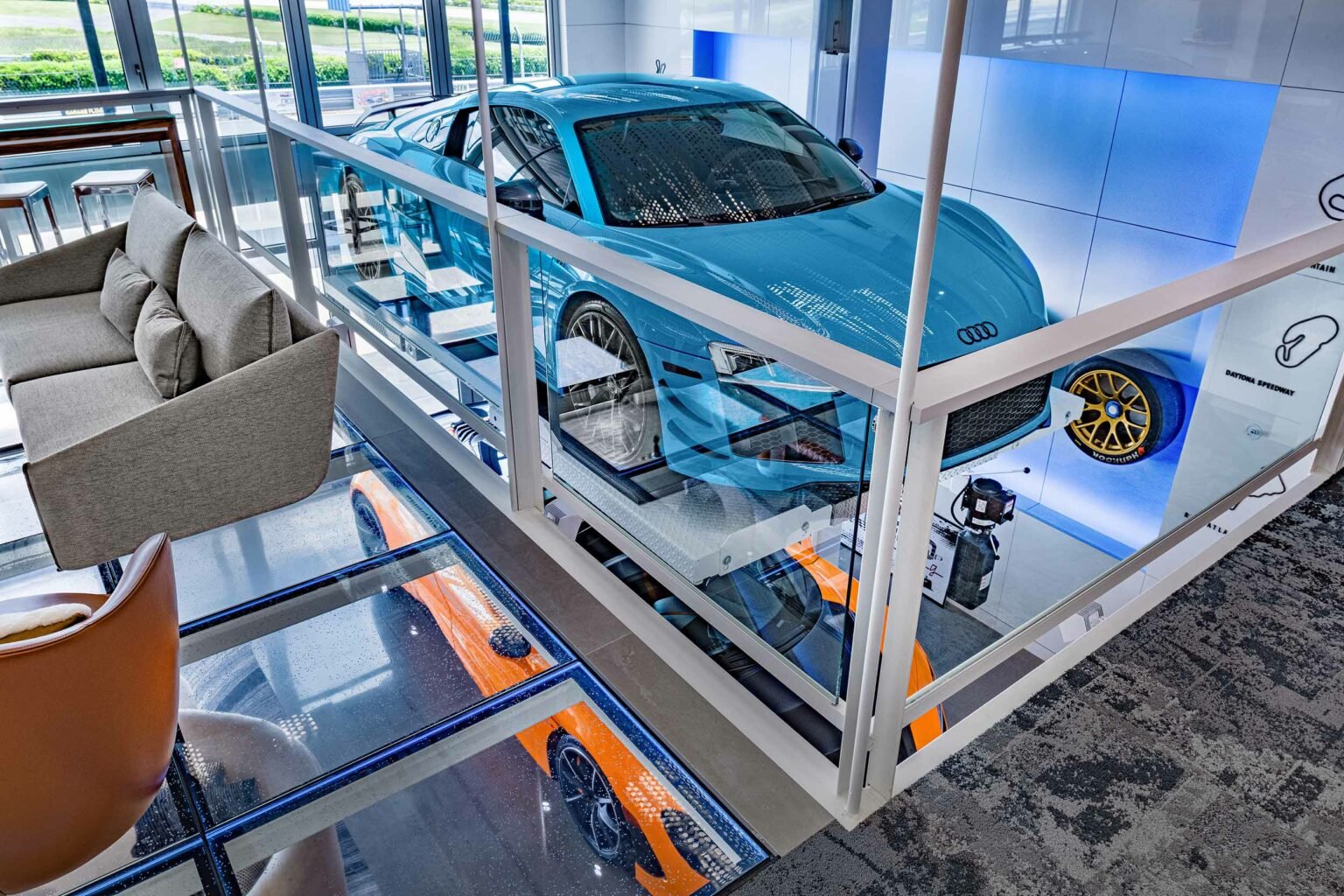 M-1 Single Post Car Lift Made in USA | American Custom Lifts